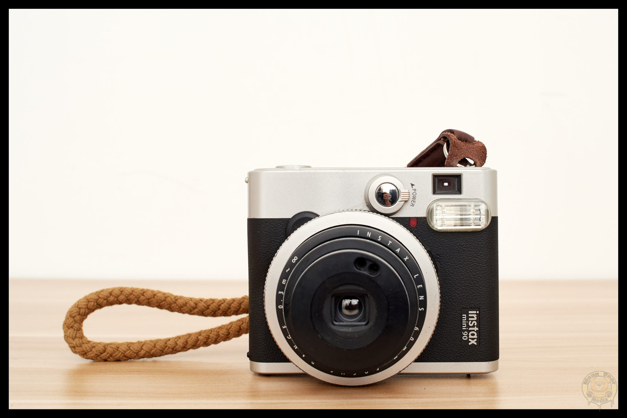 FUJIFILM INSTAX Mini 90 Neo Classic Instant Film Camera review | Mean ...